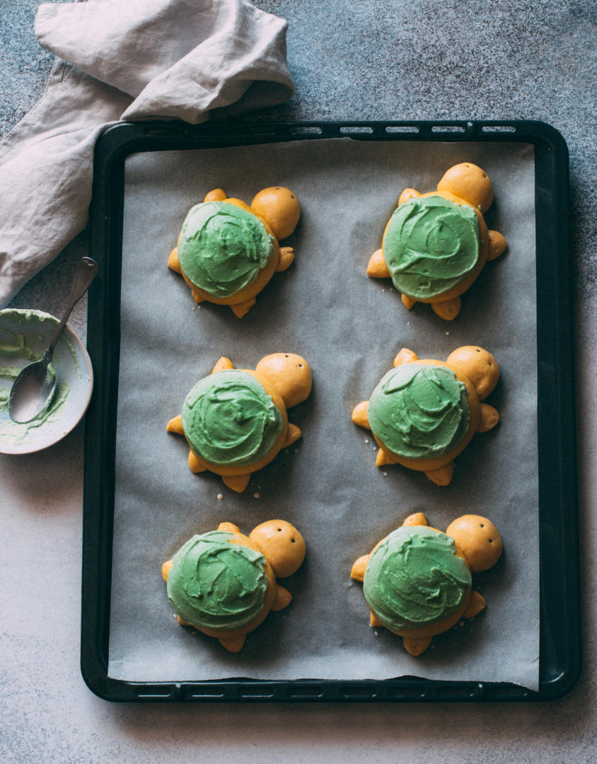 How to make the cutest bread turtles - Sarah's Kitchen Stories